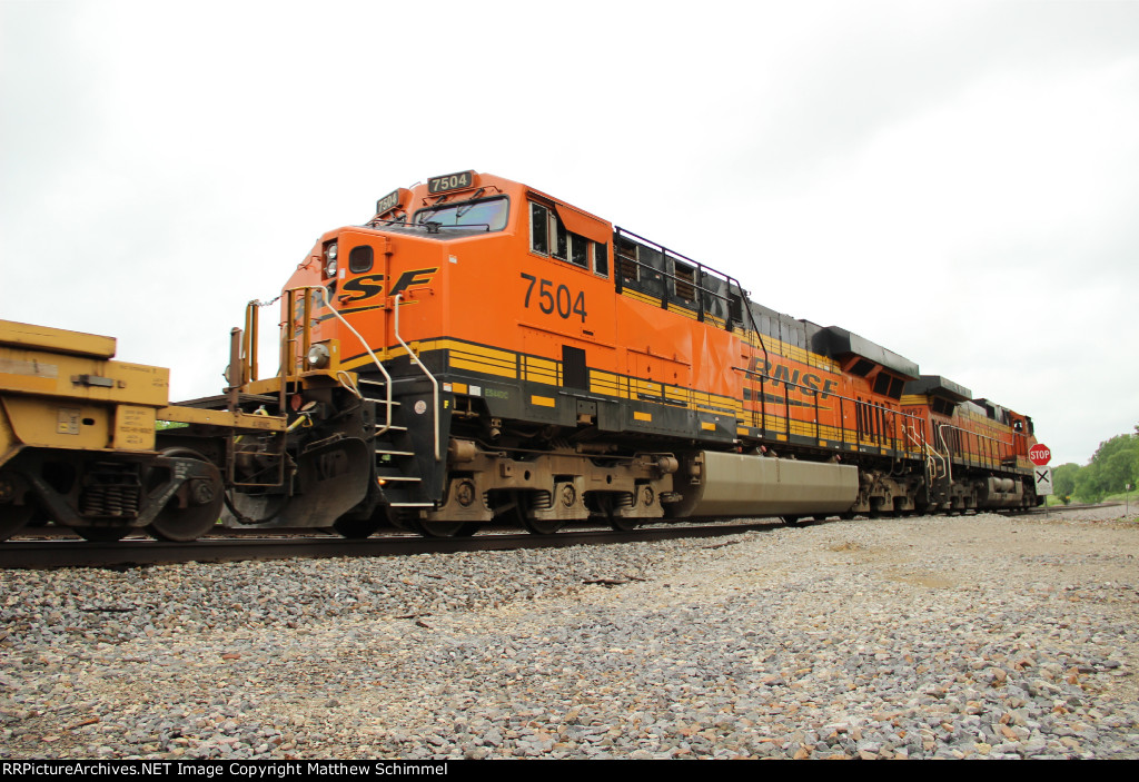 BNSF 7504